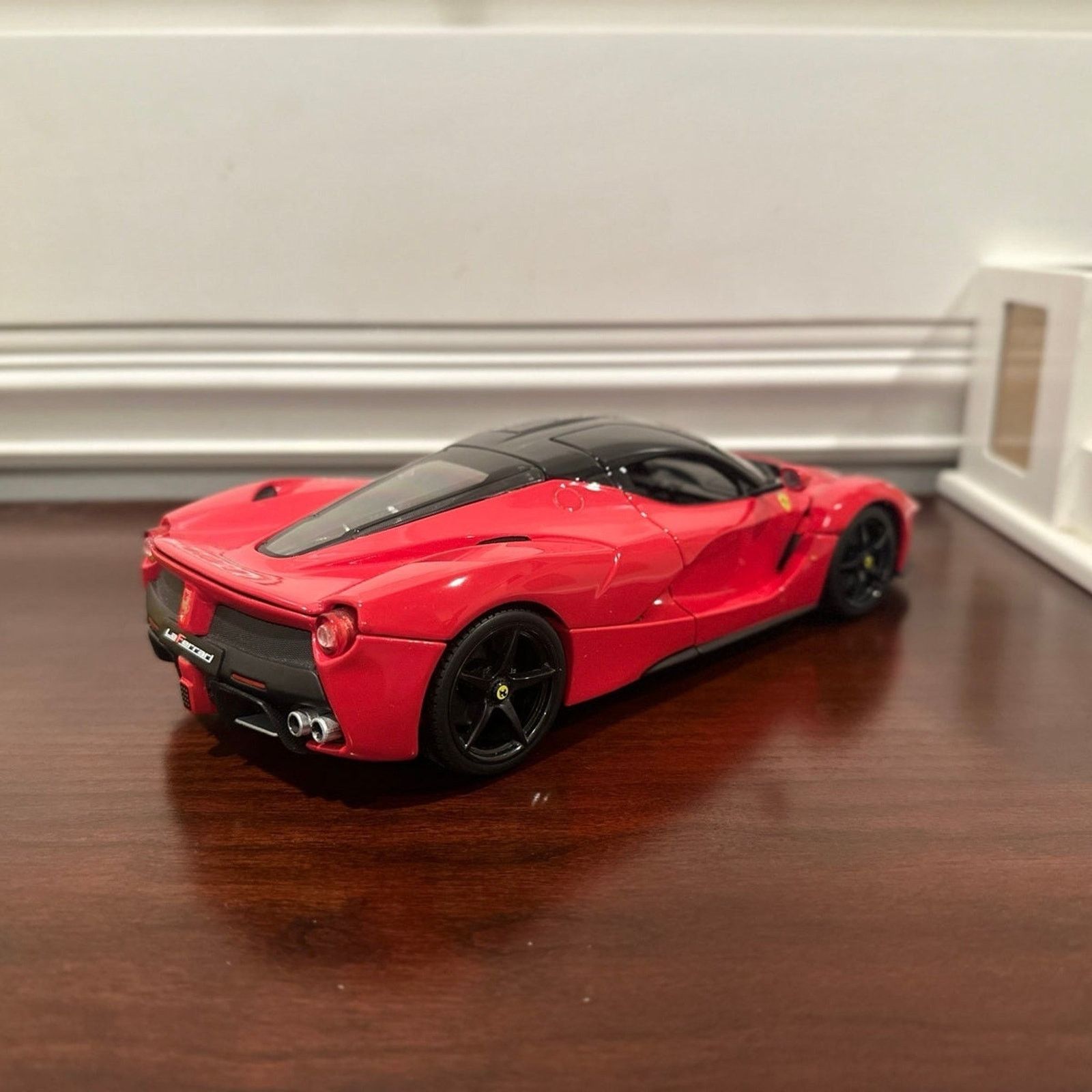 Ferrari Ferrari LaFerrari 1/18 (Rare Color Specification) | Grailed