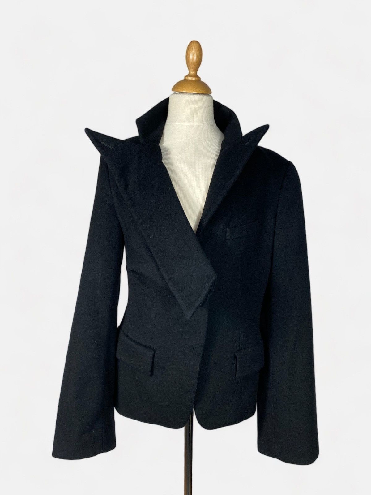 Alexander McQueen Alexander Mcqueen - AW96 « Dante » Hair Label Horned Blazer | Grailed