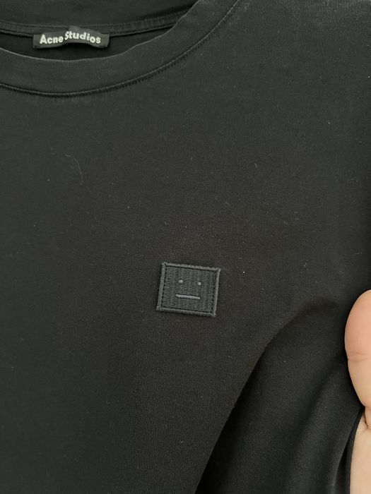 Acne Studios Acne Studios Nash Face Smiley Face Tee M | Grailed