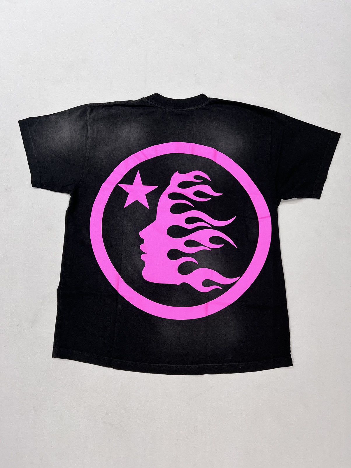 HELLSTAR Hellstar Classic T-Shirt (Regular Logo) Black/Pink | Grailed