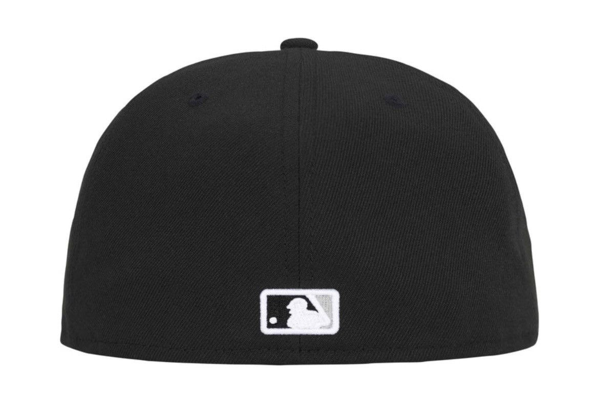 Supreme Supreme MLB Teams Chicago Box Logo New Era Fitted Cap | Grailed
