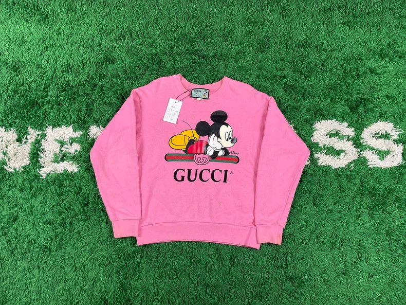 Gucci Gucci Co-branded Donald Duck belt sweatshirt 2503-Nextarrow | Grailed