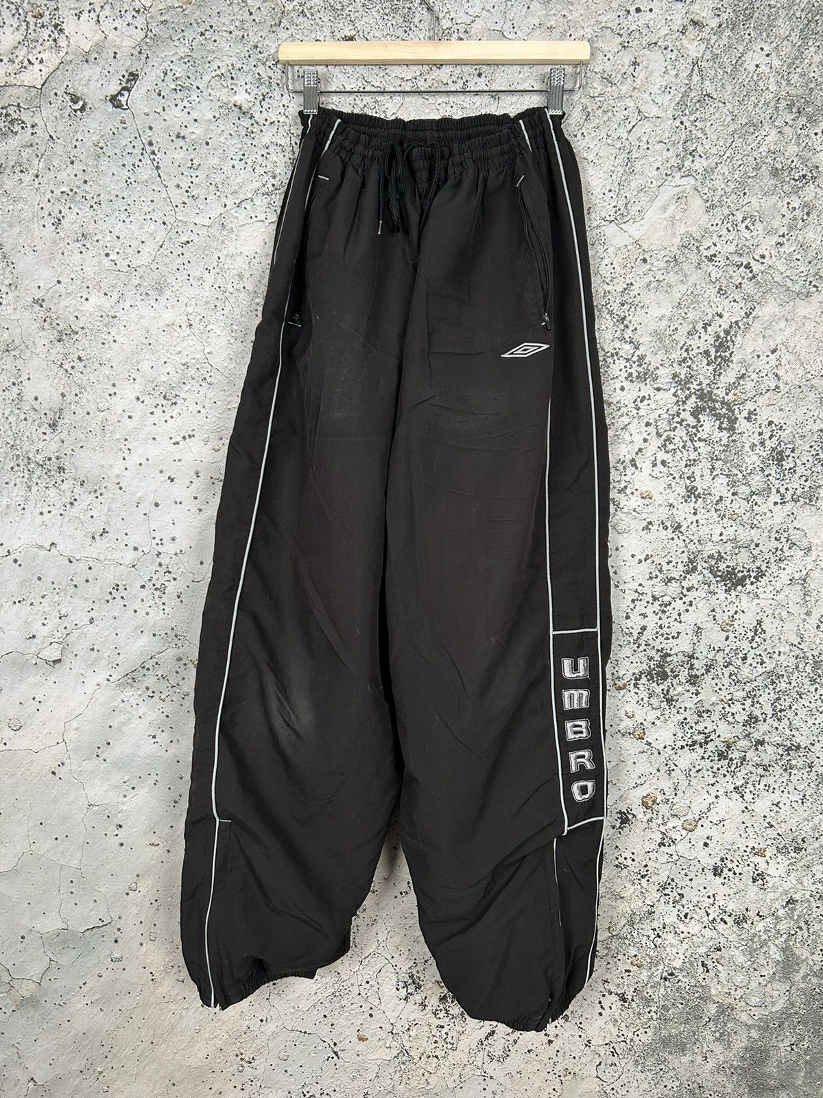 Streetwear × Umbro × Vintage Vintage Umbro Sweatpants Retro Hype Rare ...