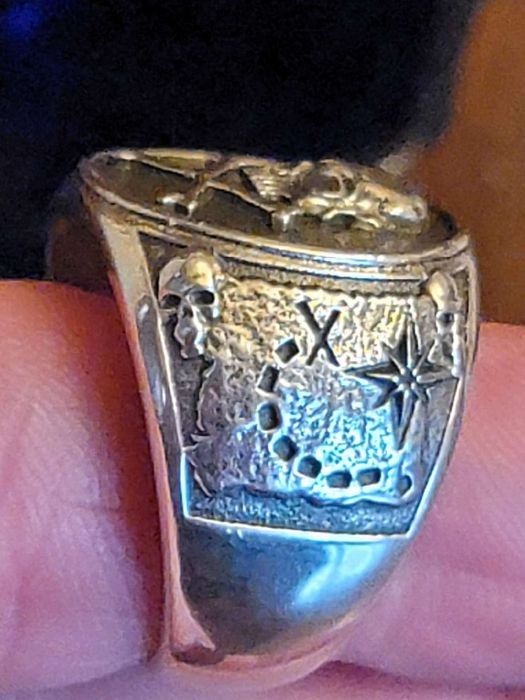 Vintage Jolly Roger Skull Silver Pirate Ring | Grailed