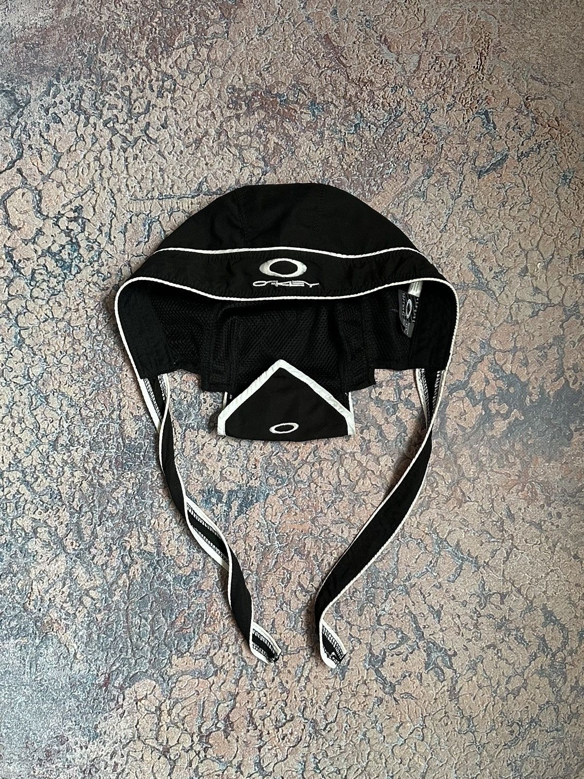 Oakley × Streetwear × Vintage Vintage Oakley Durag Y2K Very Rare 90s ...