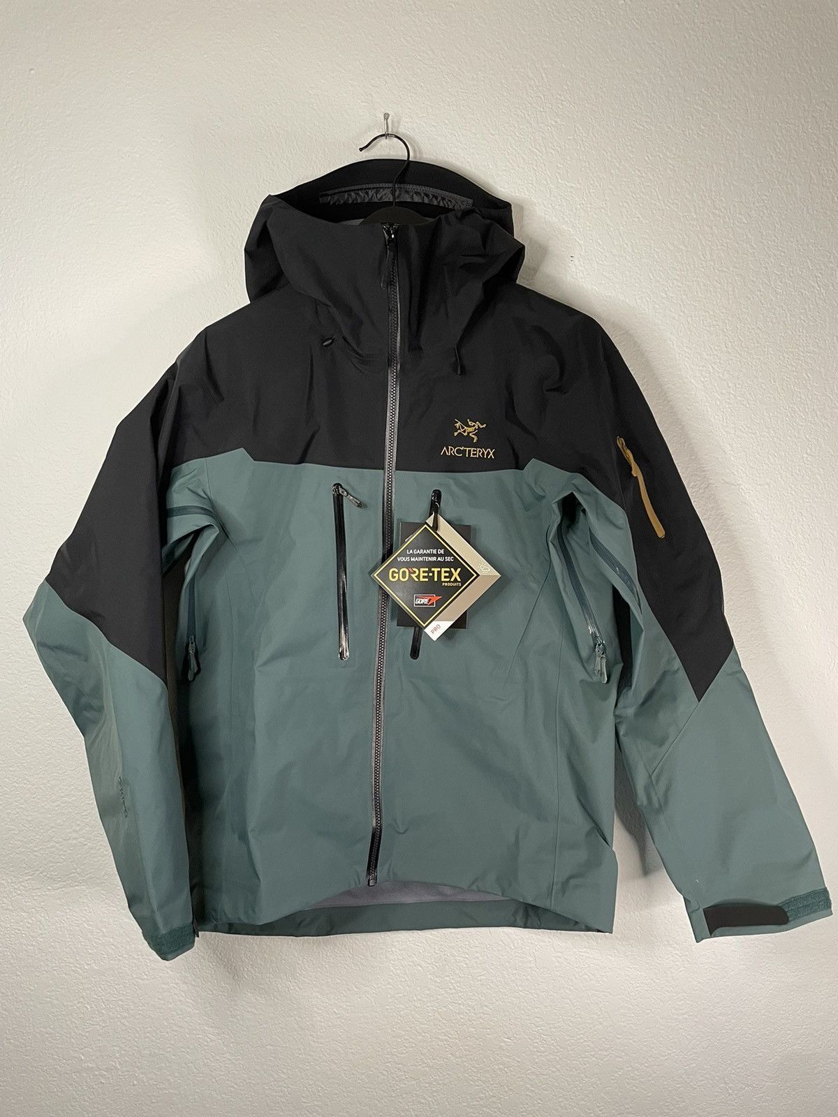 Arc'Teryx Arc’teryx Alpha SV Dark Magic Jacket | Grailed