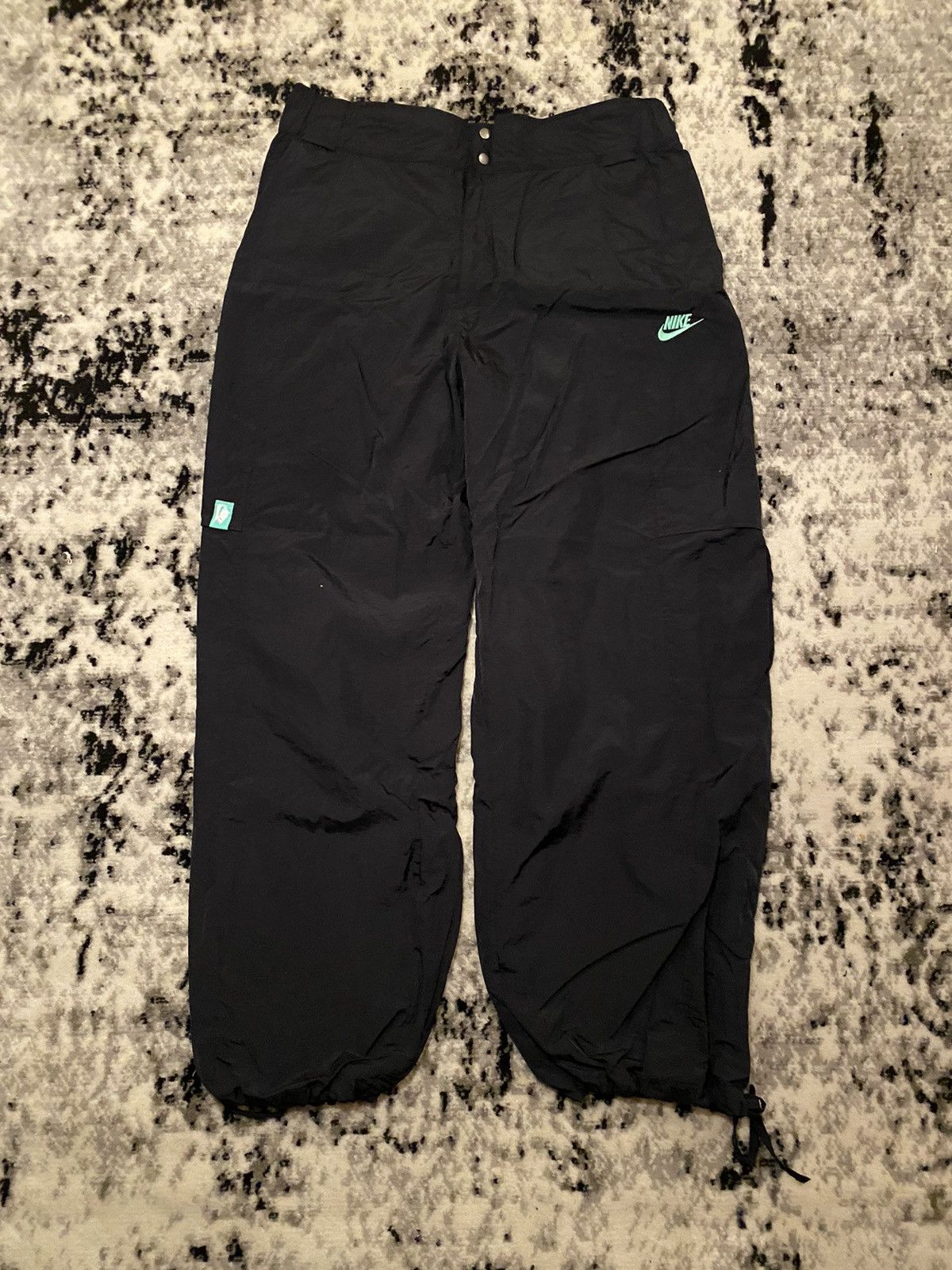 Nike Nike Crazy Cargo Pant Baloon Bagy Fit Big Cental Logo Nylon | Grailed