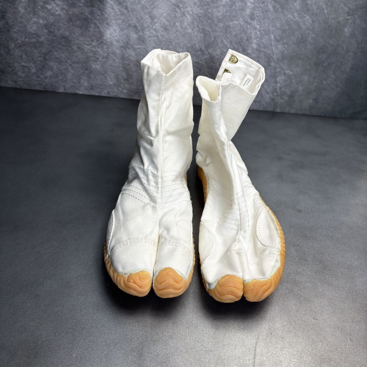 Japanese Brand × Tabi Footwear Marugo Matsuri Jog Split Toe Tabi ...