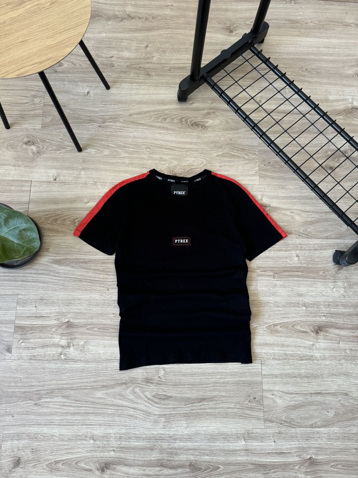 Pyrex Vision × Streetwear × Virgil Abloh Pyrex Center Logo T Shirt ...