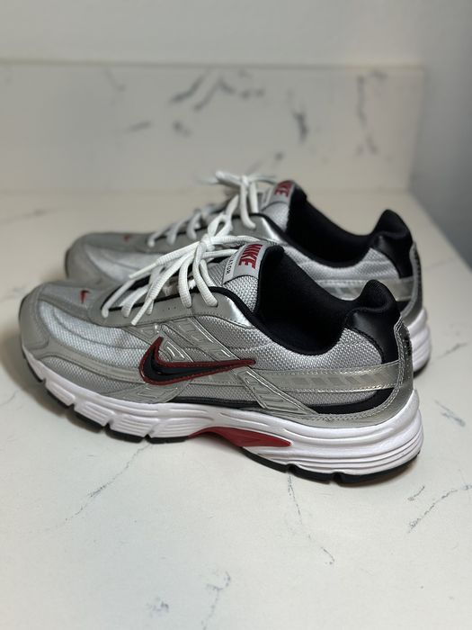 Nike Nike Initiator “Metallic Silver Red” | Grailed