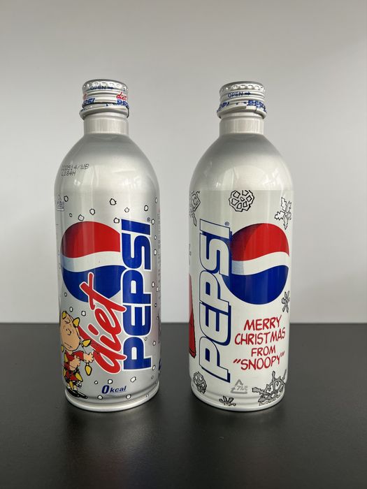 Pepsi Pepsi bottles Snoopy Peanuts open christmas | Grailed