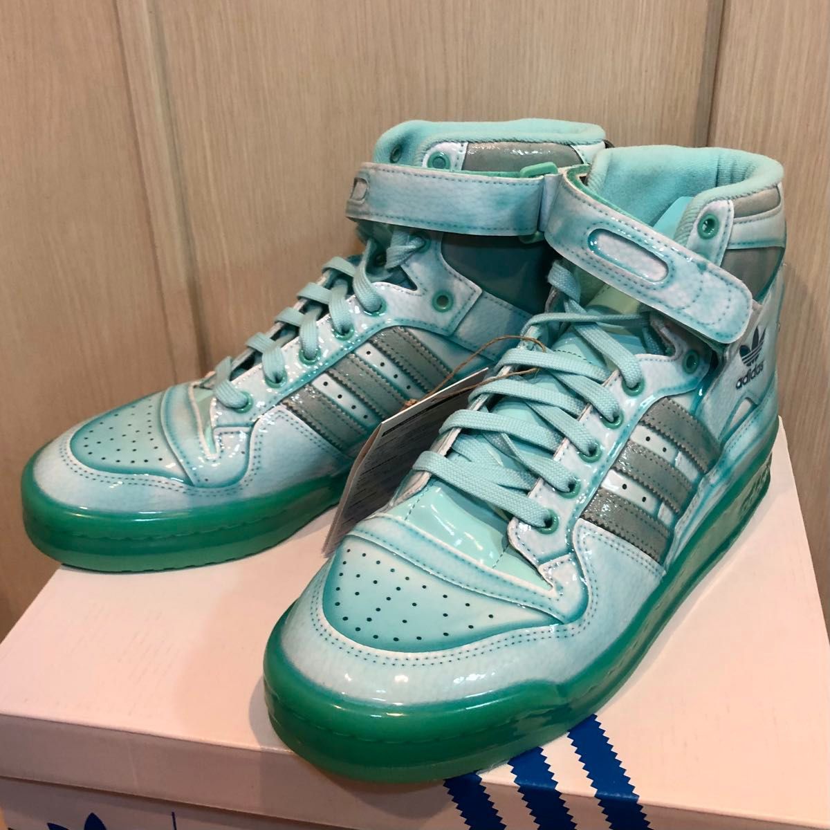 Adidas × Jeremy Scott ADIDAS x JEREMY SCOTT JS FORUM DIPPED Hi-Top ...