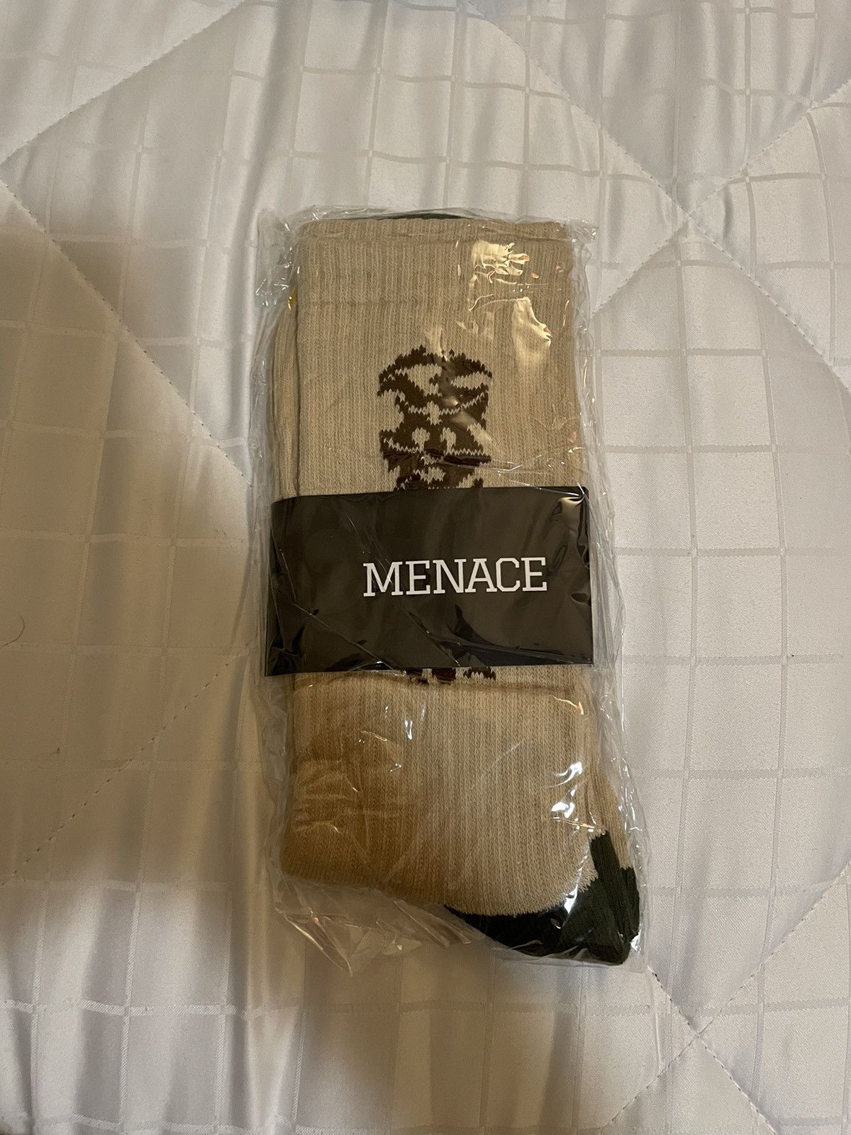 Menace Metal Logo Two-Tone Socks | Grailed