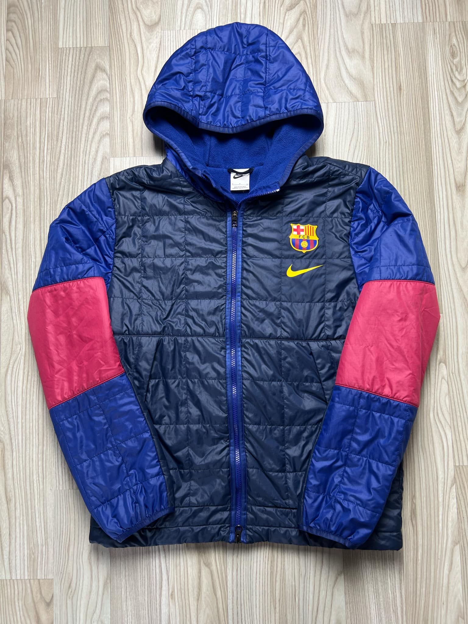 Nike Nike FC Barcelona puffer soccer jacket | Grailed