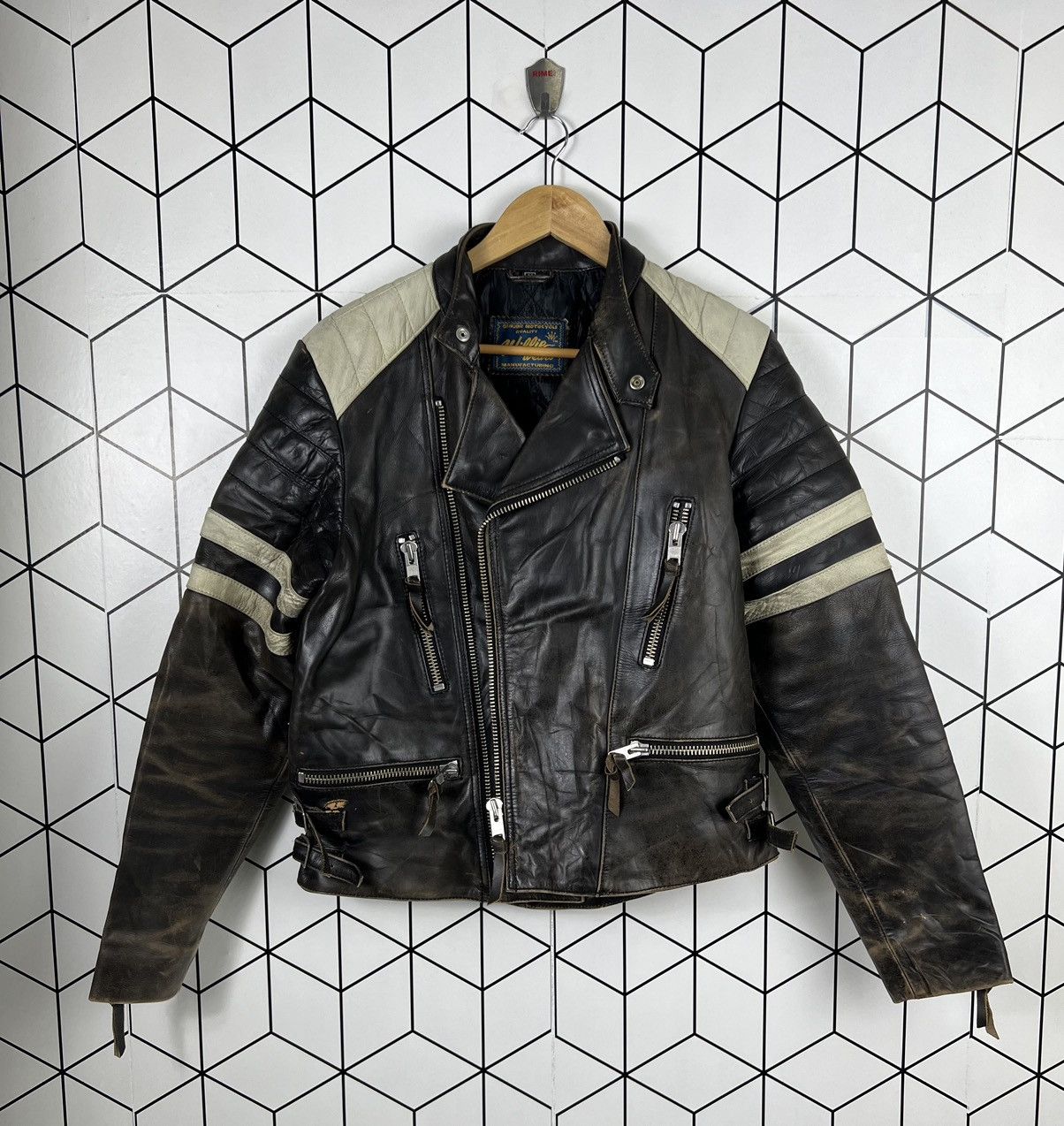 Designer WILLIE WEARS LEATHER BIKER JACKET | Grailed