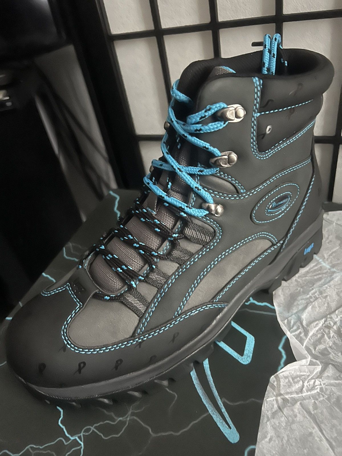 Lugz × Psychworld Psychworld x LUGZ 2024 Limited Edition Tech-Boot ...