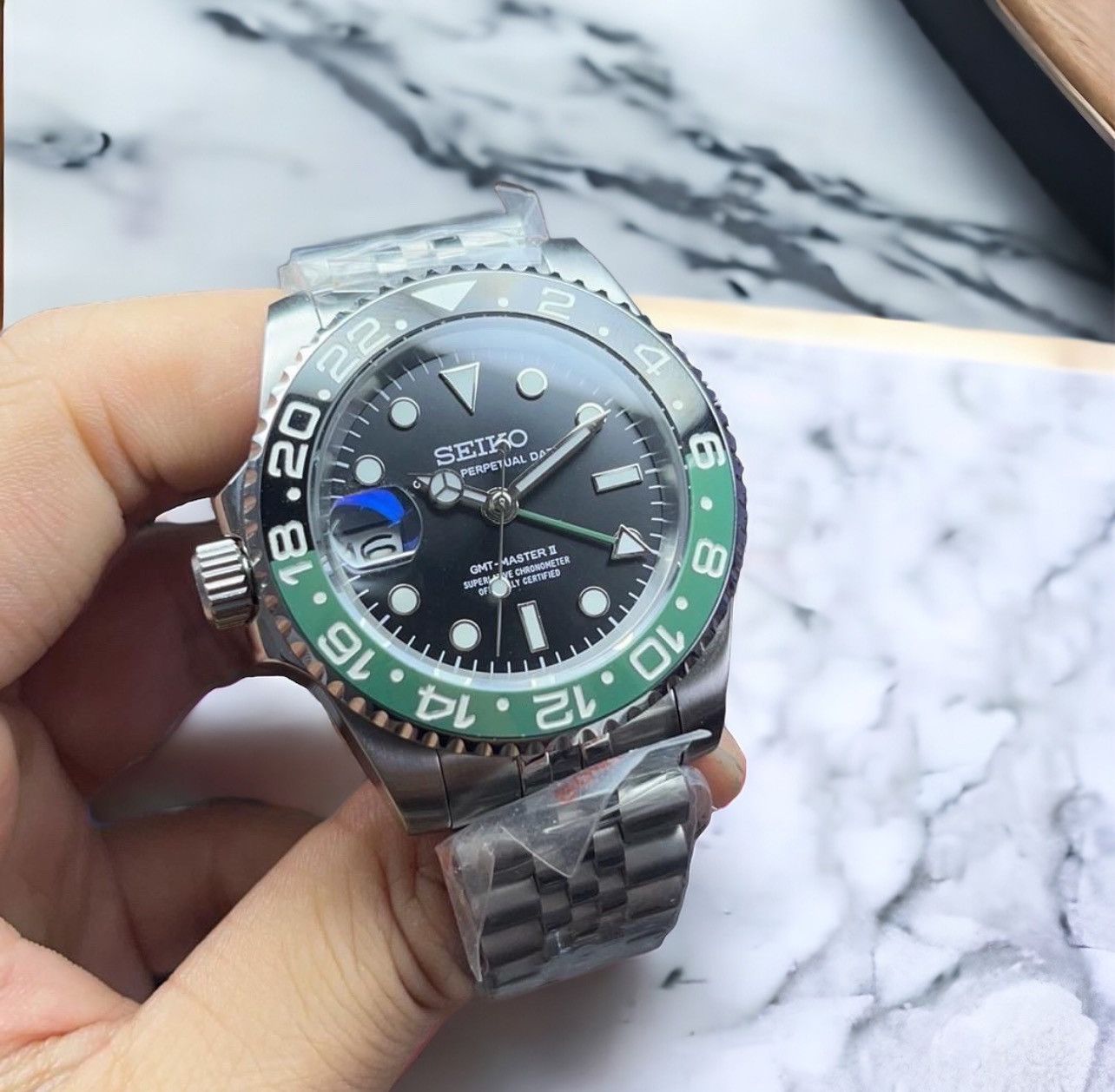 Seiko Seiko Mod GMT-Master 2 Sprite Green Steel 41mm Jubilee Watch ...