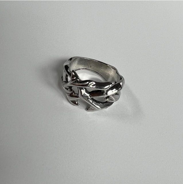 Sterling Silver Y2K grunge silver thorn ring | Grailed