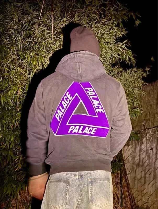 Palace Tri Chenille Hood - Palace - M - FW21 | Grailed