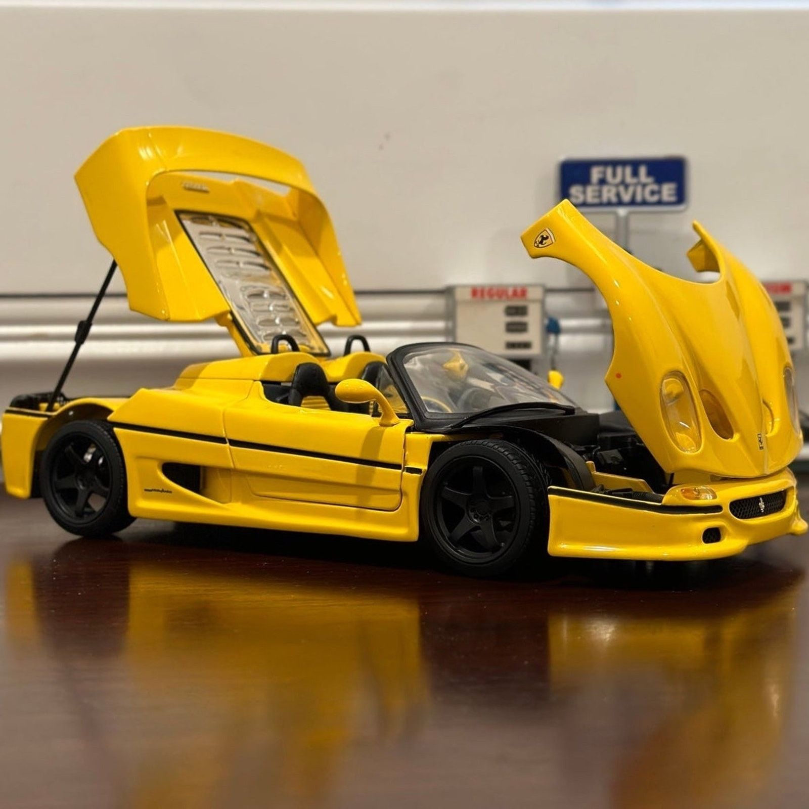 Ferrari Hotwheels 1:18 Ferrari F50 Custom Rims | Grailed