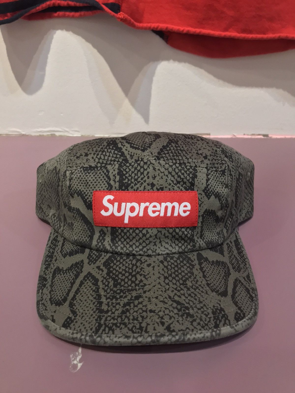 Camo × Streetwear × Supreme SS24 deadstock supreme box logo snakeskin ...