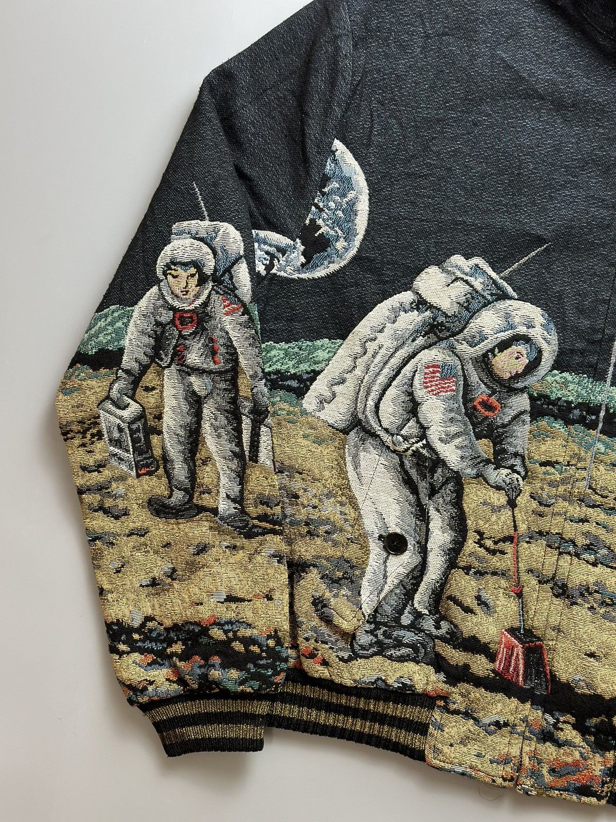 Hedi Slimane × Saint Laurent Paris RUNWAY Saint Laurent SS16 Moon ...