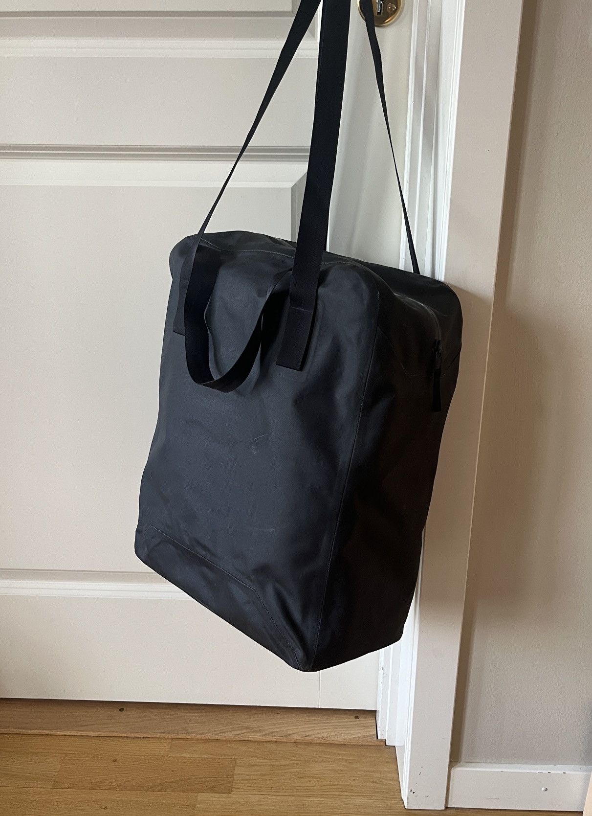 Arc'Teryx Seque Tote Shoulder Bag Original Made in Canada | Grailed