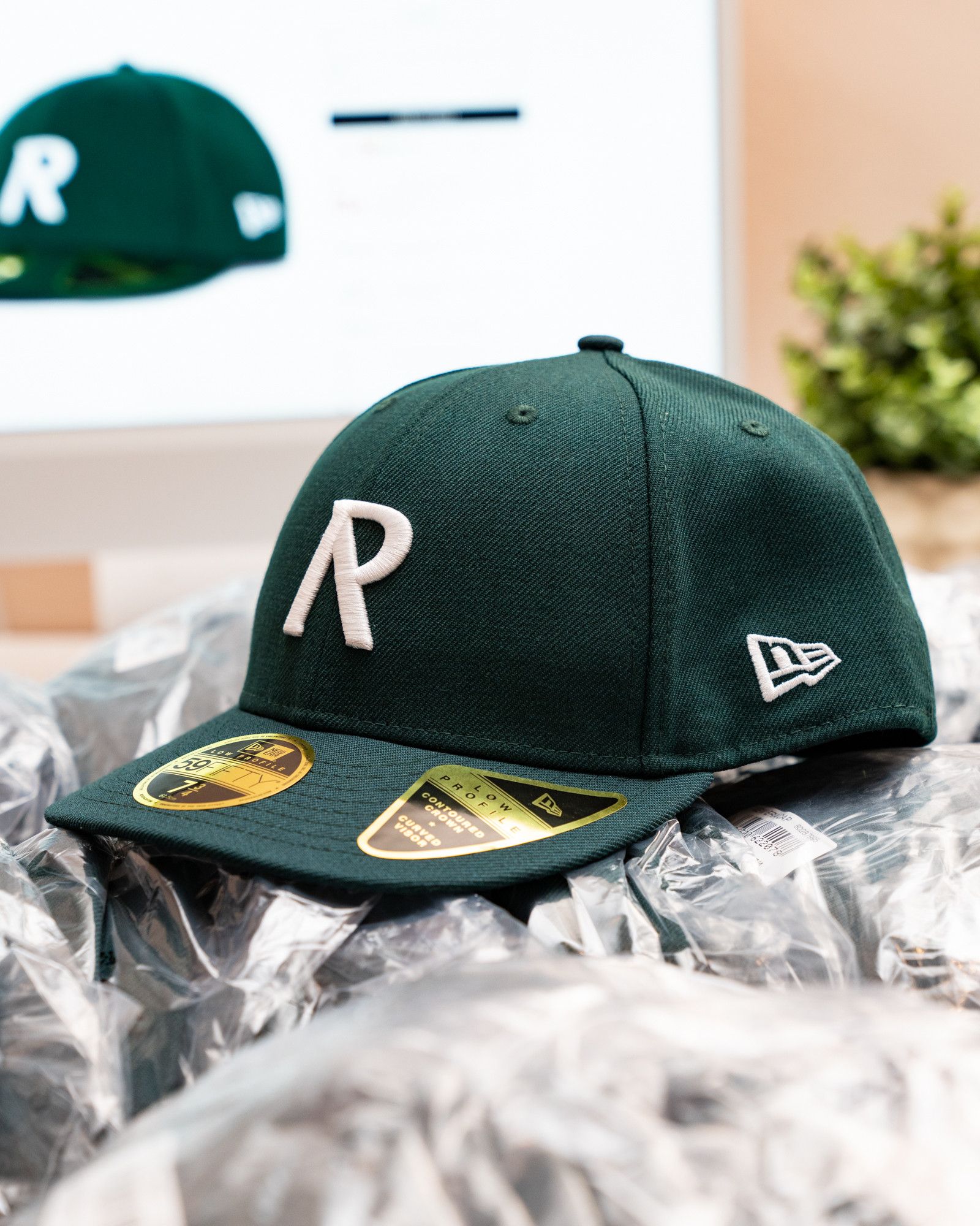 New Era REPRESENT INITIAL NEW ERA 59FIFTY CAP RACING GREEN | Grailed