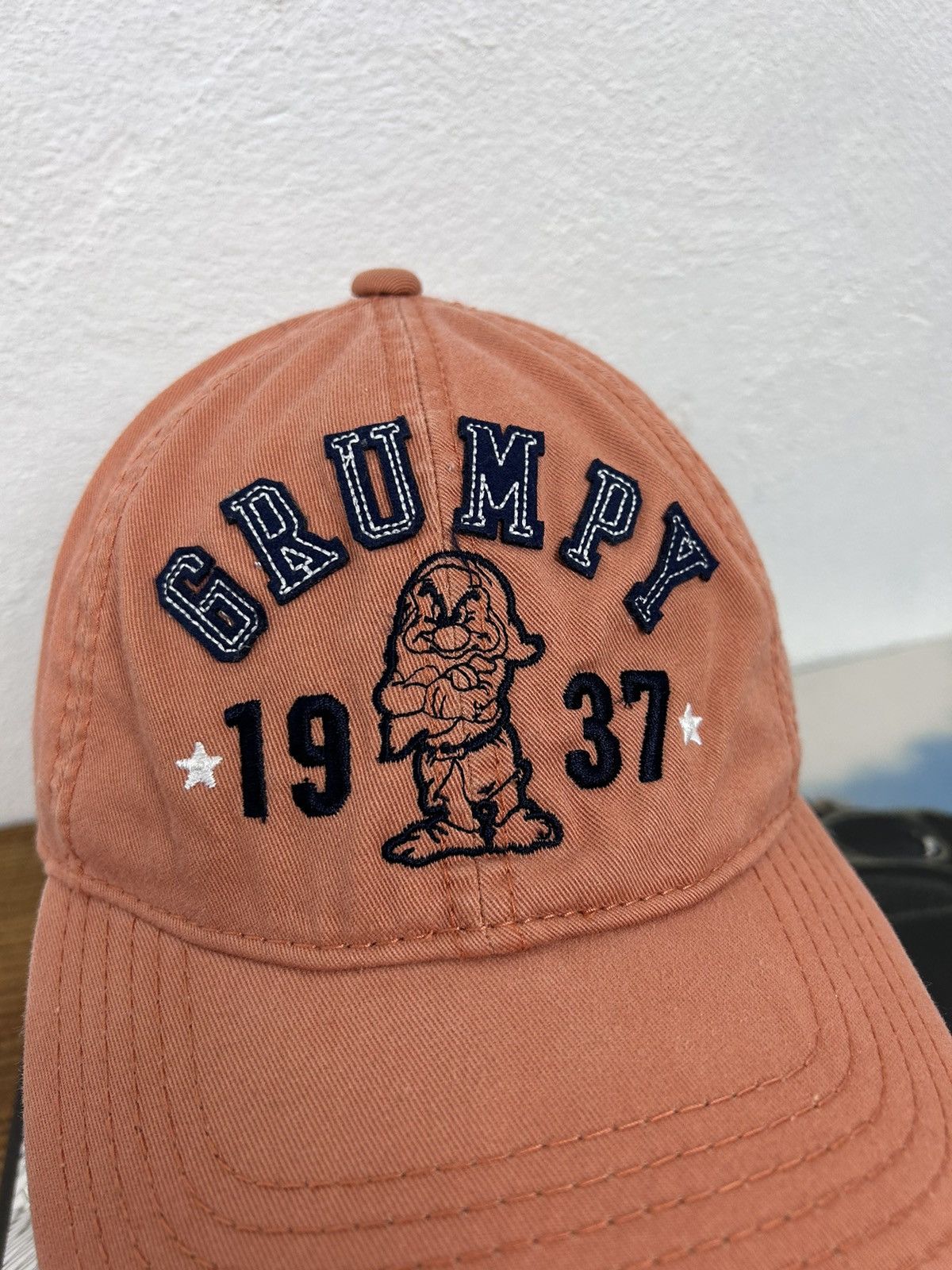 Disney × Vintage 90s Vintage Grumpy Gnome Embroidery Disneyland Resort ...