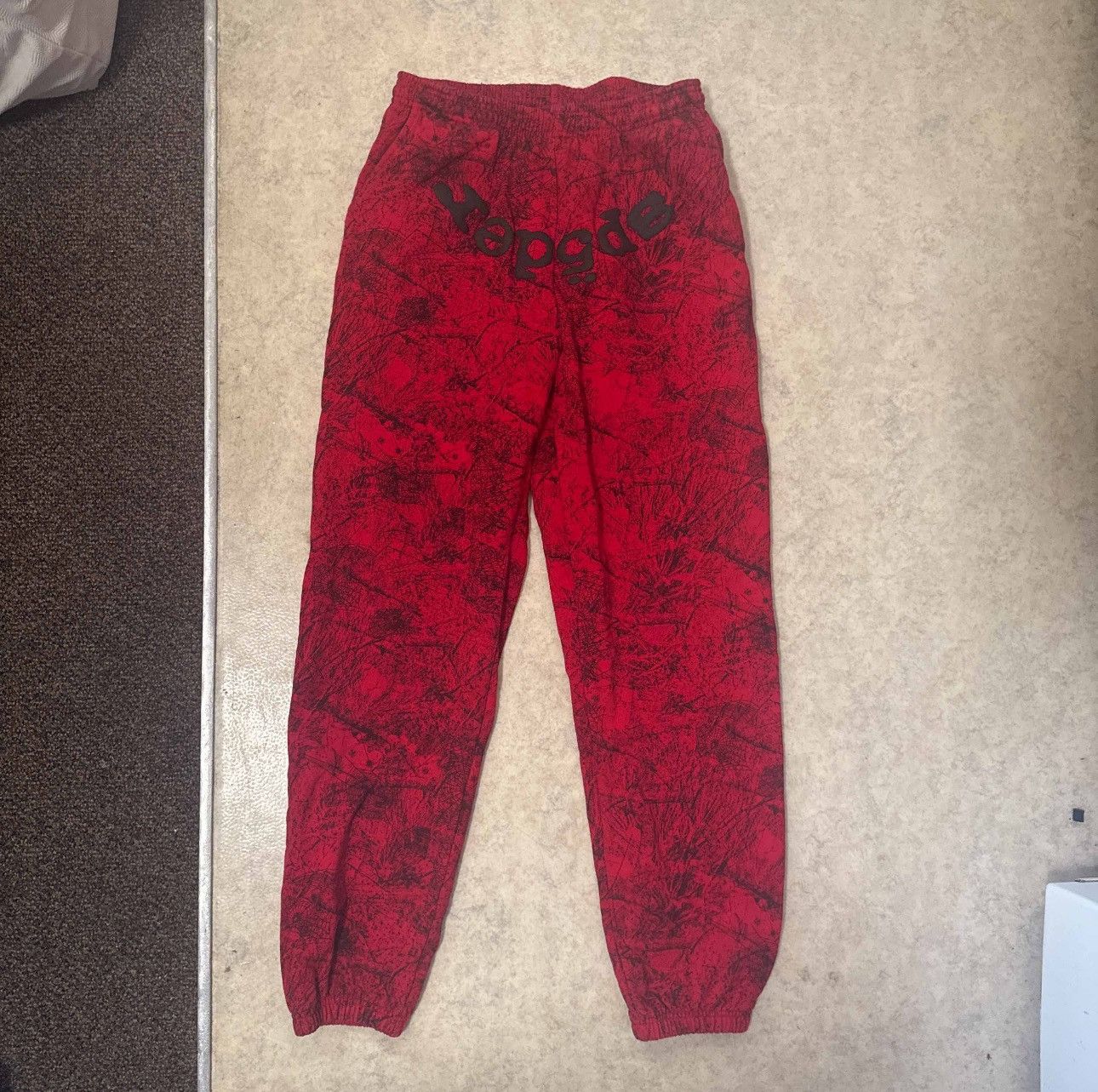 Spider Sp5der OG Tree Camo Sweatpant 'Red' | Grailed