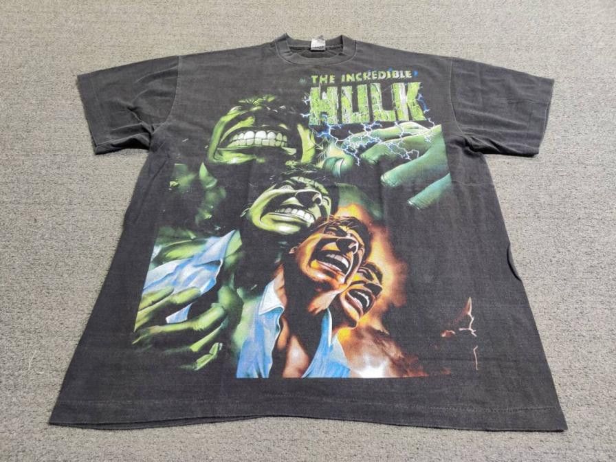 Marvel Comics × Streetwear The Incredible Hulk Graphic T-shirt Extra ...