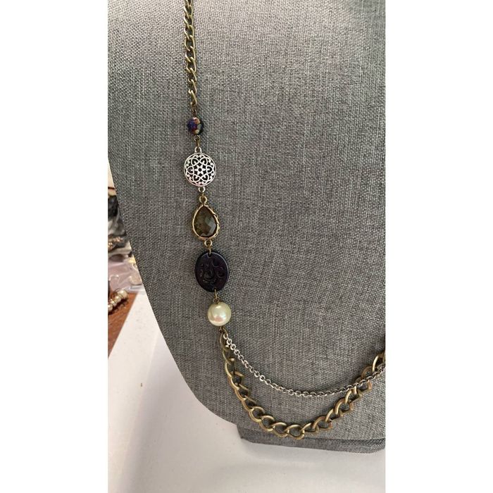Generic Long chain necklace with beads | Grailed
