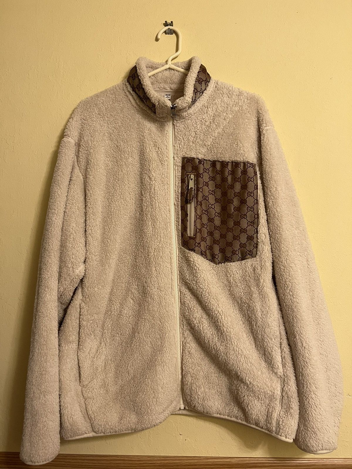 Uniqlo Uniqlo x Vandy the Pink Jacket | Grailed