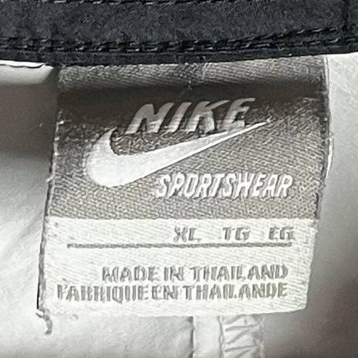 Nike Vintage Nike Silver Tag Black & White Windbreaker Jacket | Grailed
