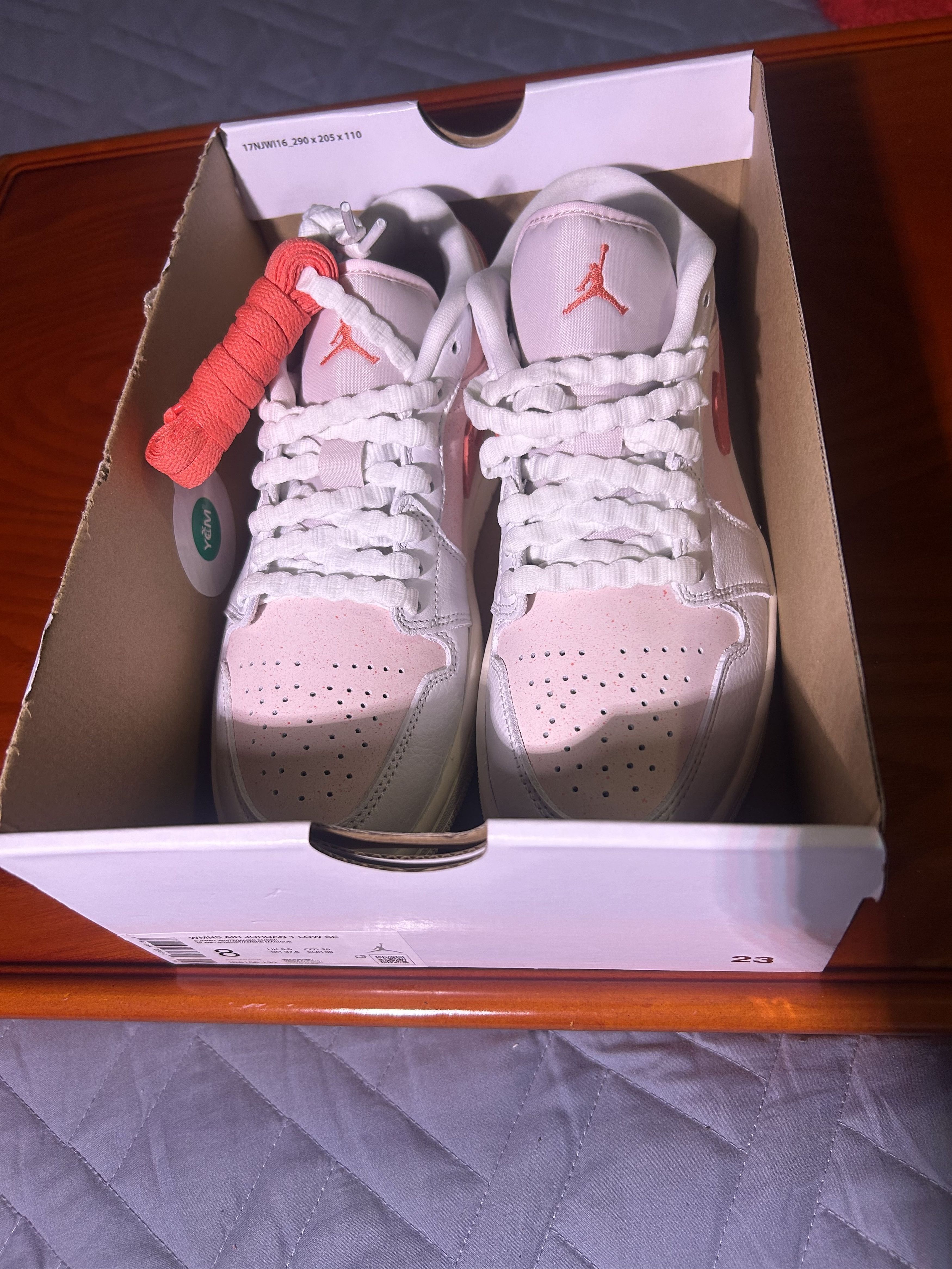 Nike Women Air Jordan 1 Low Strawberry Milkshake SZ 8W BX NO LID | Grailed