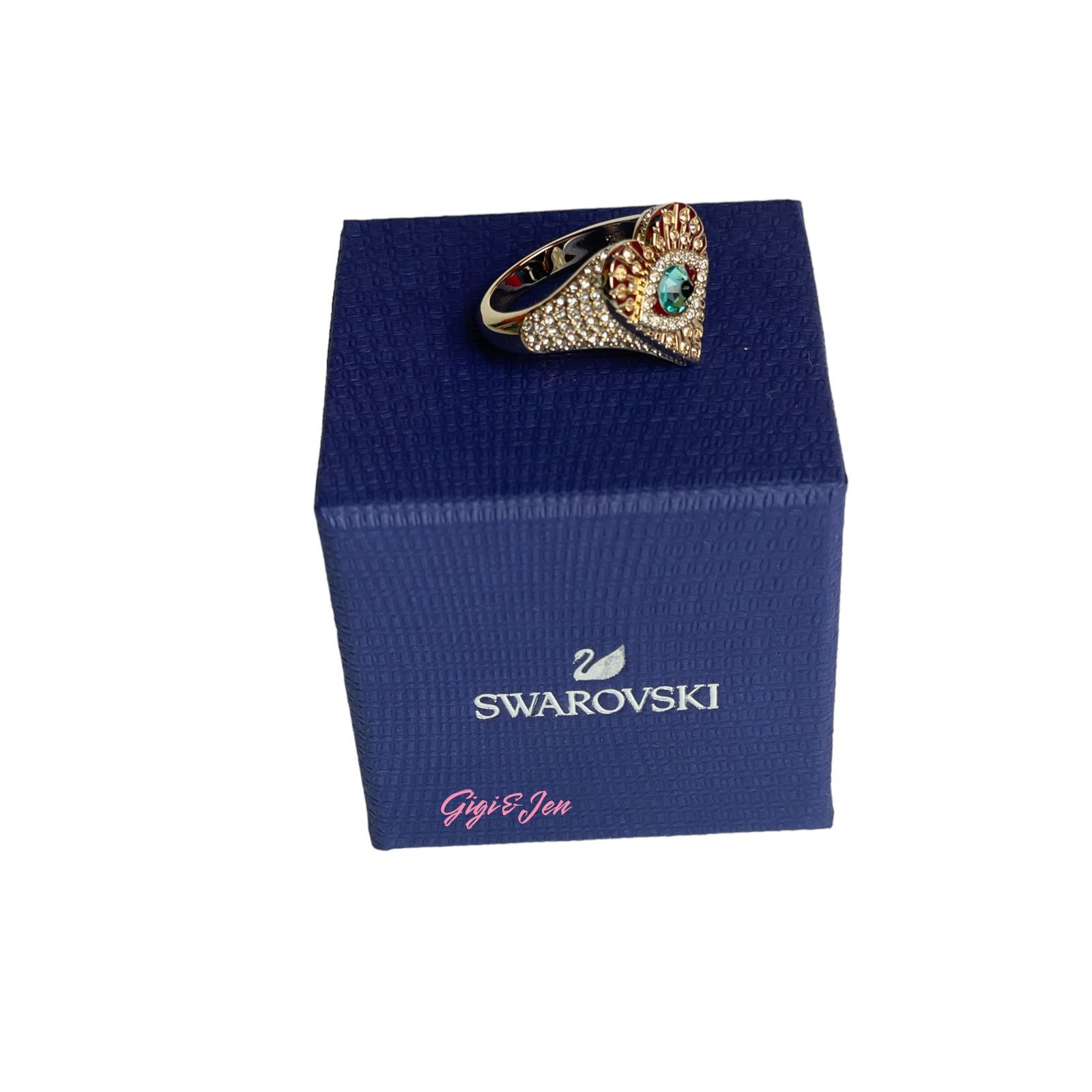 Lucky goddess heart motif ring store
