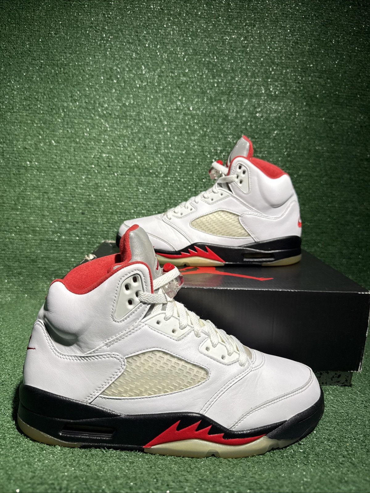 Jordan Brand Size 9.5 - Jordan 5 Retro Mid Fire Red Silver Tongue 2020 ...
