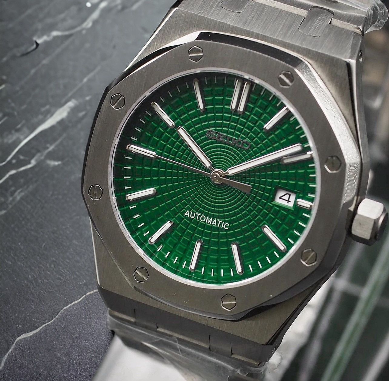 Seiko Seiko Royal Oak Green Dial Steel Automatic AP Style Watch | Grailed