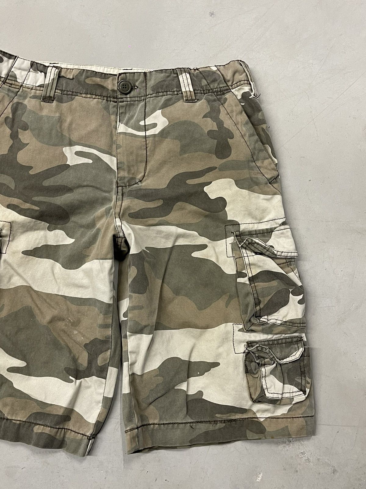 Vintage 2000S Y2K BONGO CAMO CARGO SHORTS | Grailed