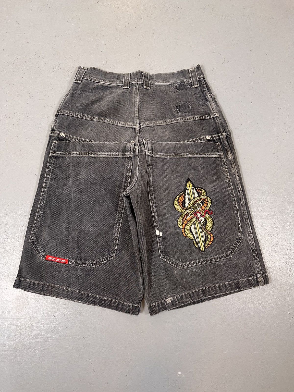Jnco × Streetwear × Vintage Vintage 90s Jnco snake baggy jorts | Grailed