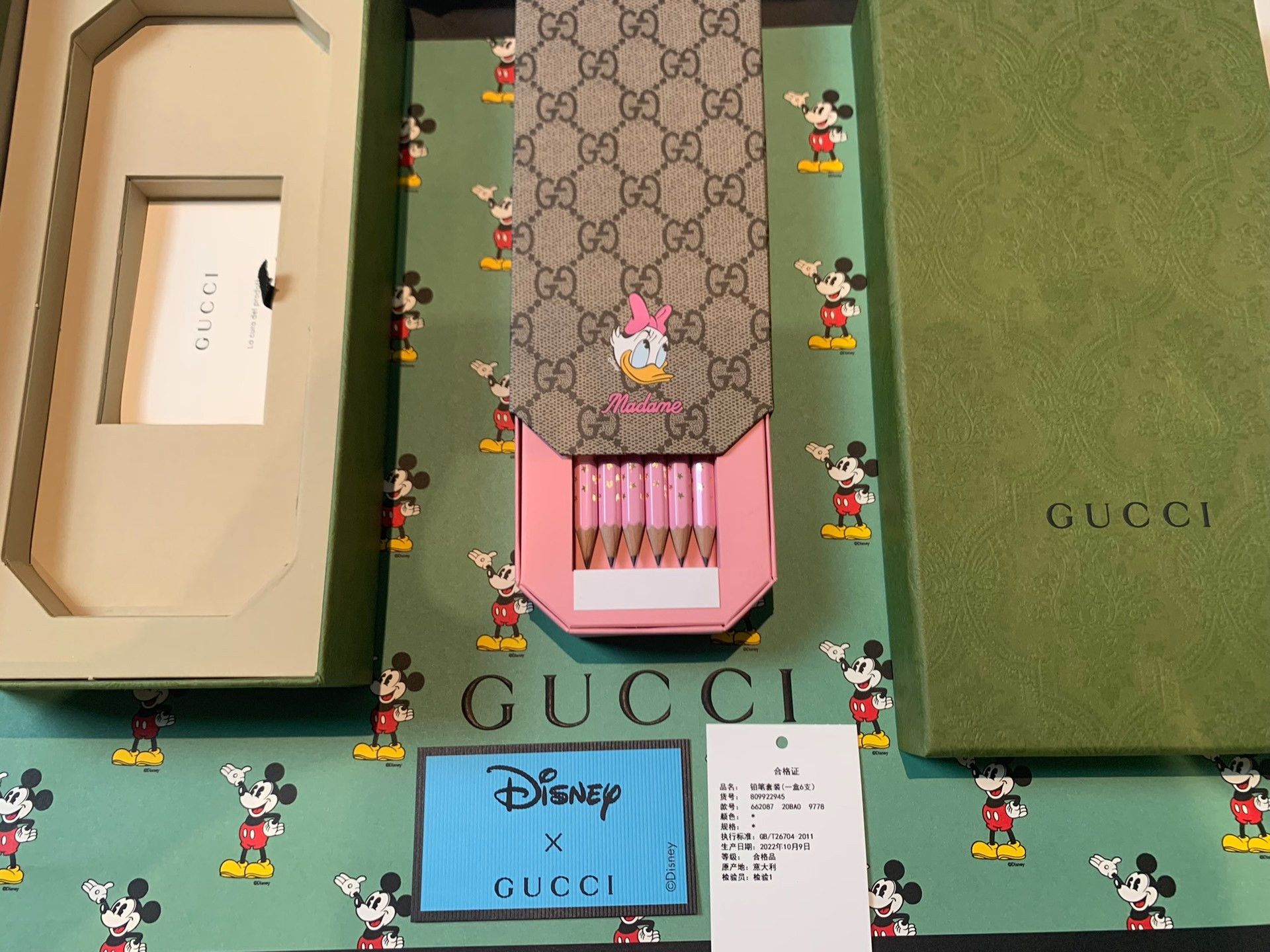 Gucci Gucci New Disney Co-branded Daisy Duck Pencil Case 2501-Nex | Grailed