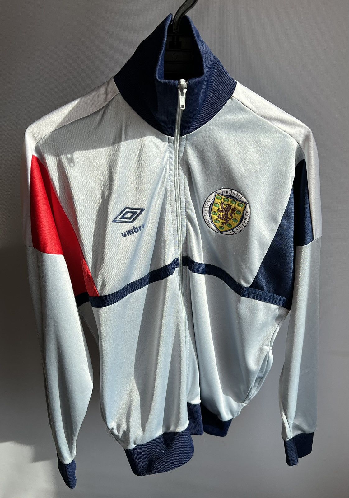 Soccer Jersey × Umbro × Vintage Vintage Umbro Scotland 1986 Track Top ...