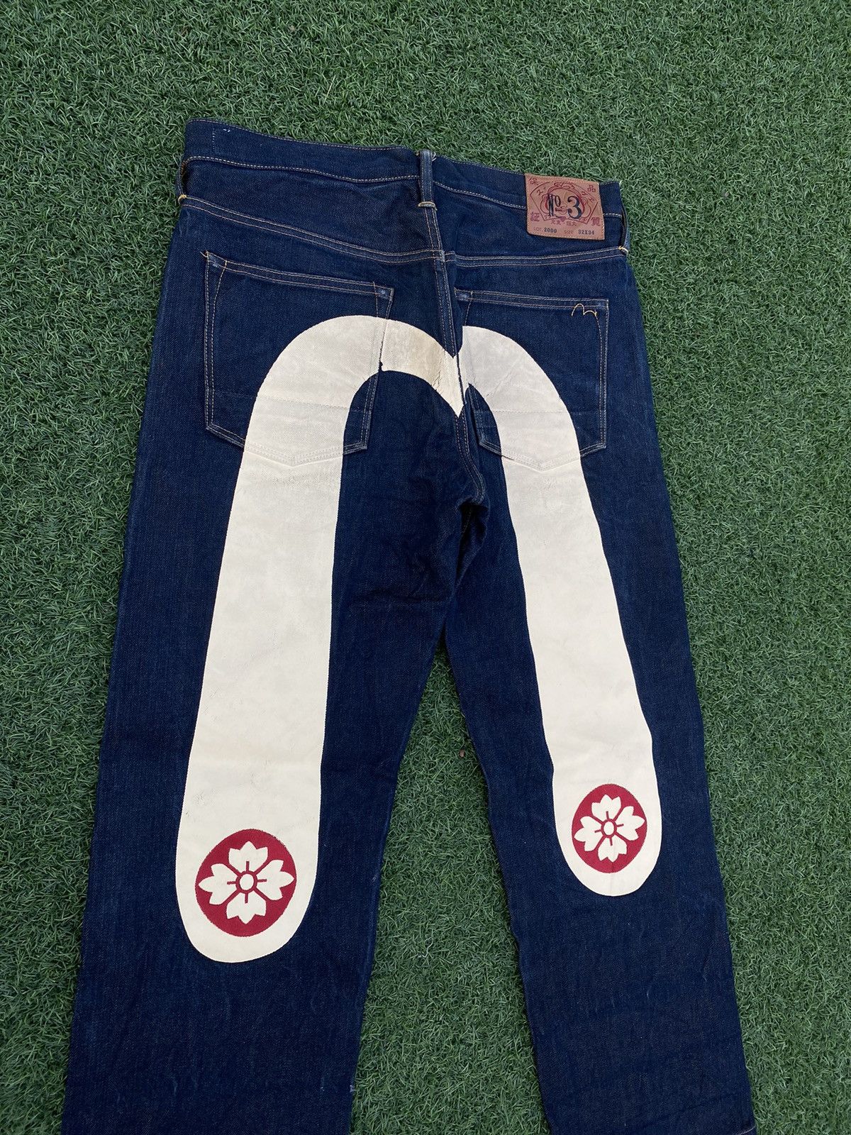 Evisu × Japanese Brand × Streetwear EVISU JEANS WHITE DAICOCK W EMBROIDERY KAMON FLOWER SELVEDGE ...