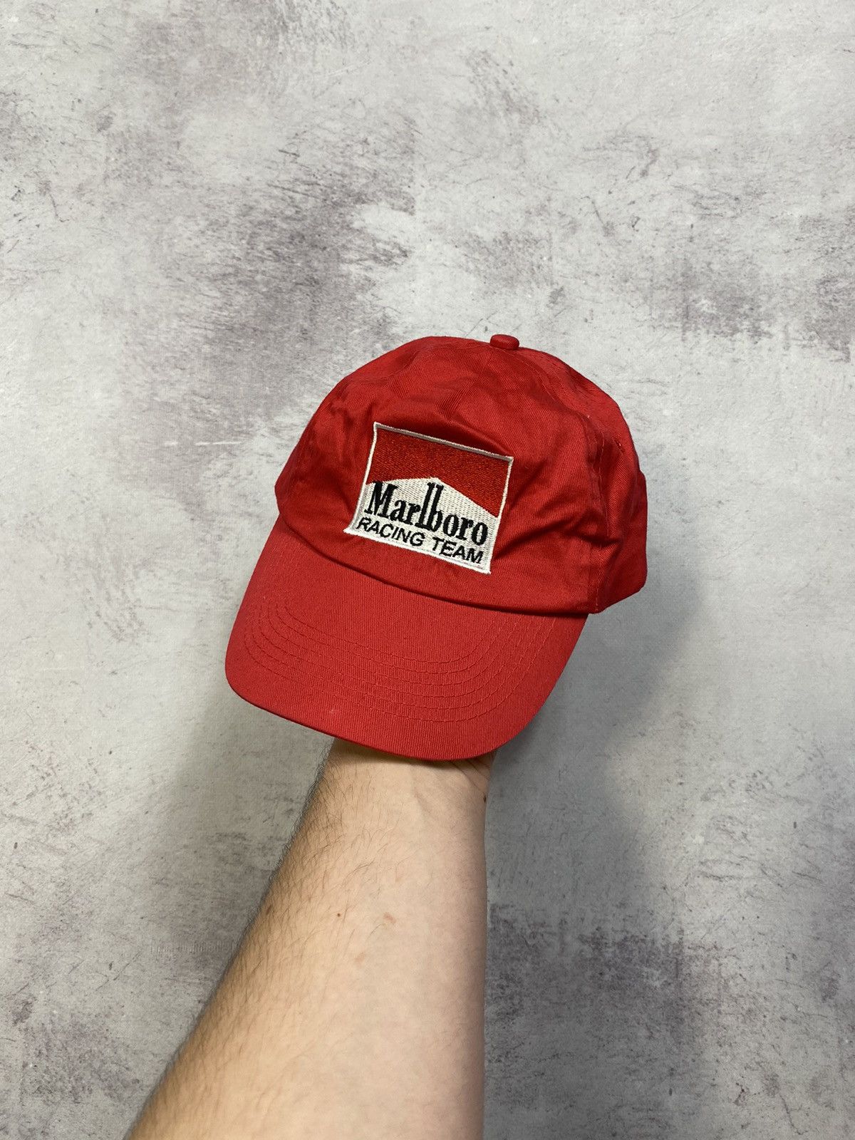 Racing × Streetwear × Vintage Vintage 90s Marlboro Classic Red Logo ...