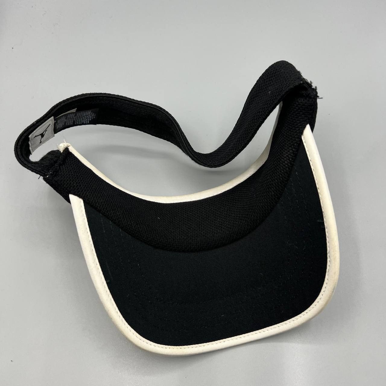 Jordan Brand Air Jordan Visor Hat Men M-L Jumpman Stretch Fitted Golf M ...