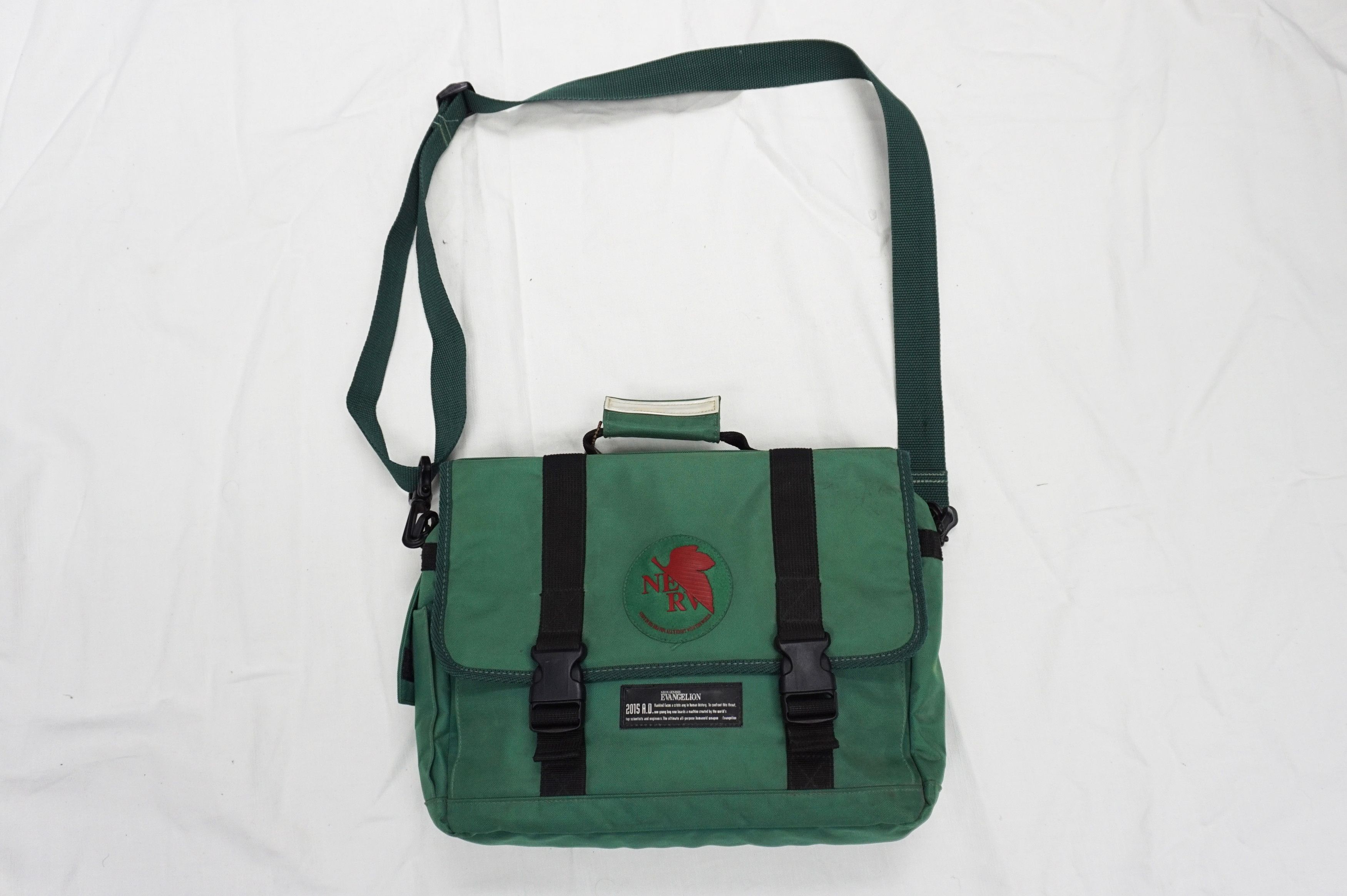 Designer 90‘s Eva messenger bag | Grailed