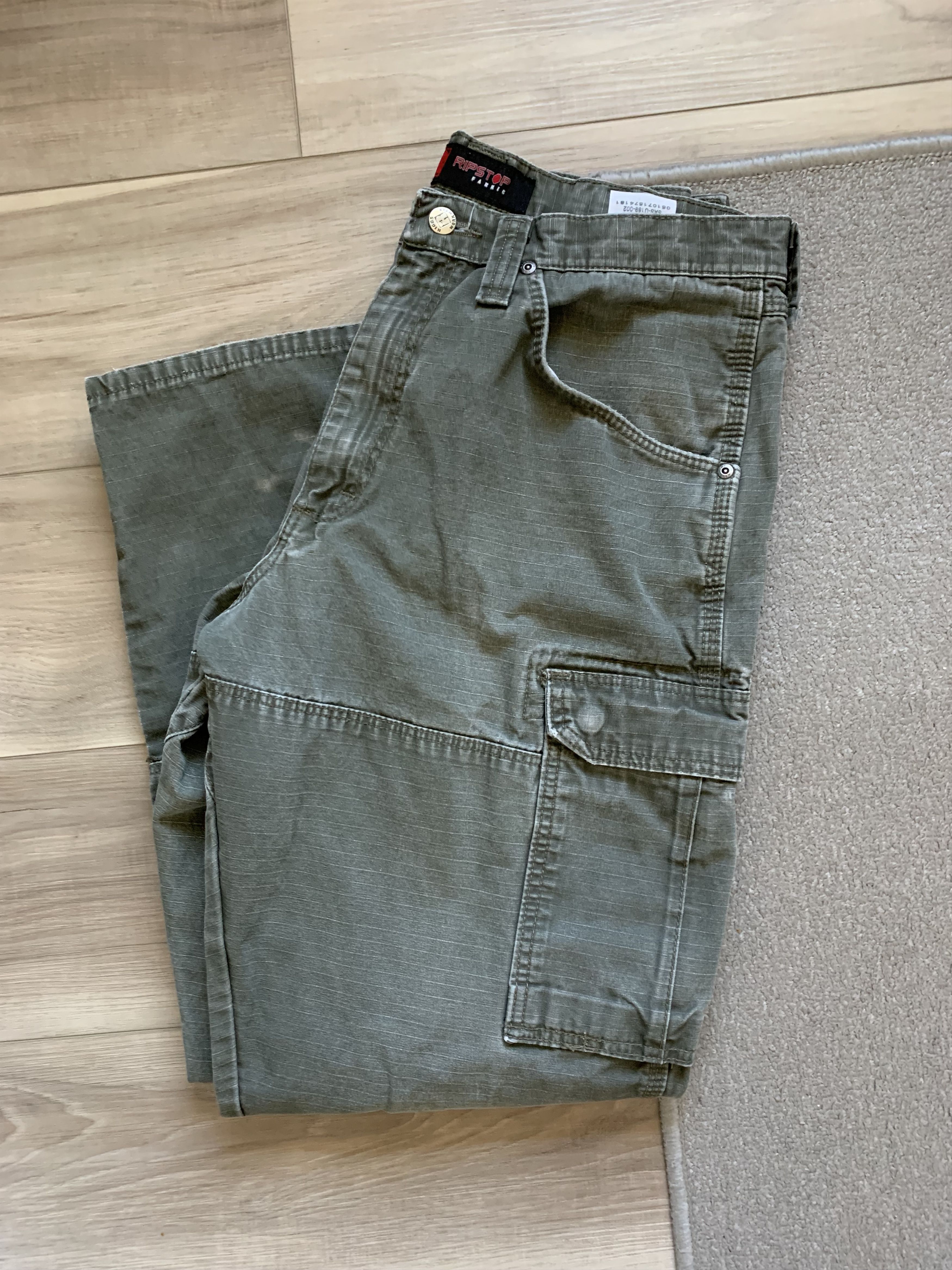 Vintage 2000s DOUBLE KNEE CARGO PANTS / OLIVE GREEN | Grailed
