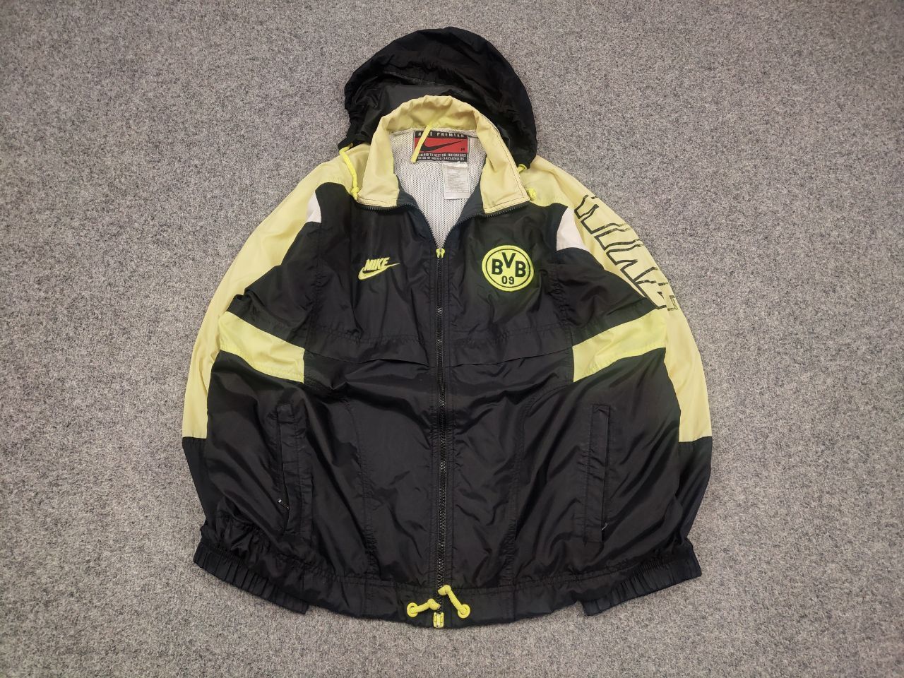 Nike × Streetwear × Vintage Vintage 90's Nike premier Borussia Dortmund ...