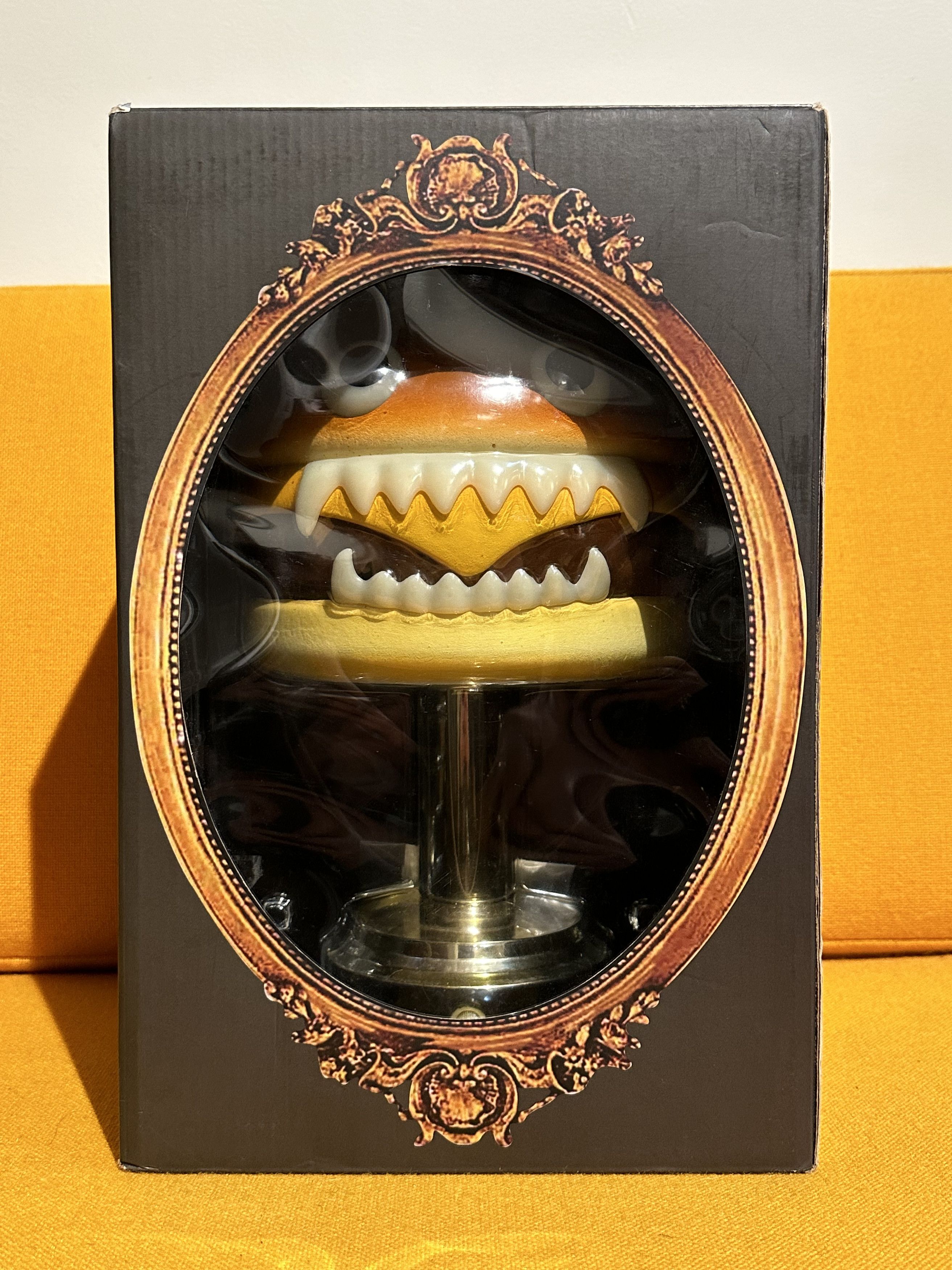 Jun Takahashi × Medicom Toy × Undercover UNDERCOVER x MEDICOM HAMBURGER ...