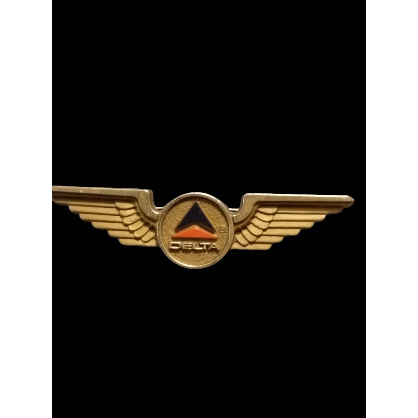 Vintage Beautiful vintage gold Delta airline wings | Grailed